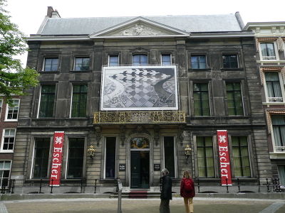 Escher on Display - EscherMath